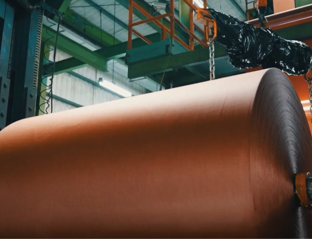 Goose (Large) – Crumpler Singapore